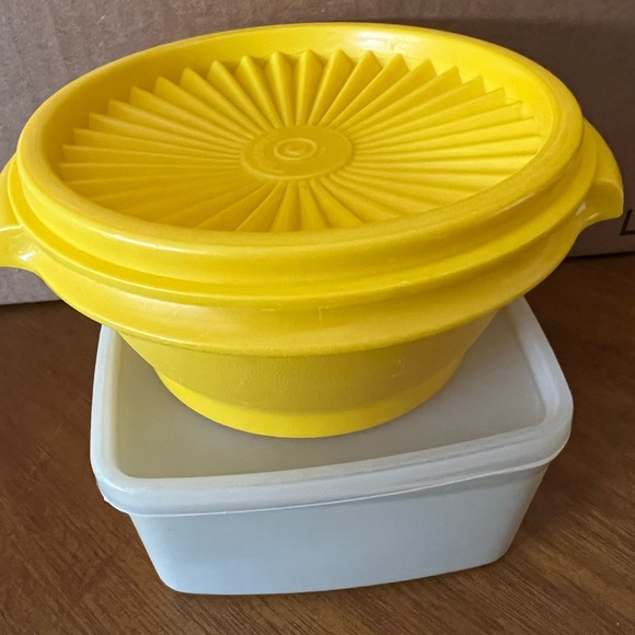 Tupperware | Kitchen | Vintage Tupperware Small | Poshmark